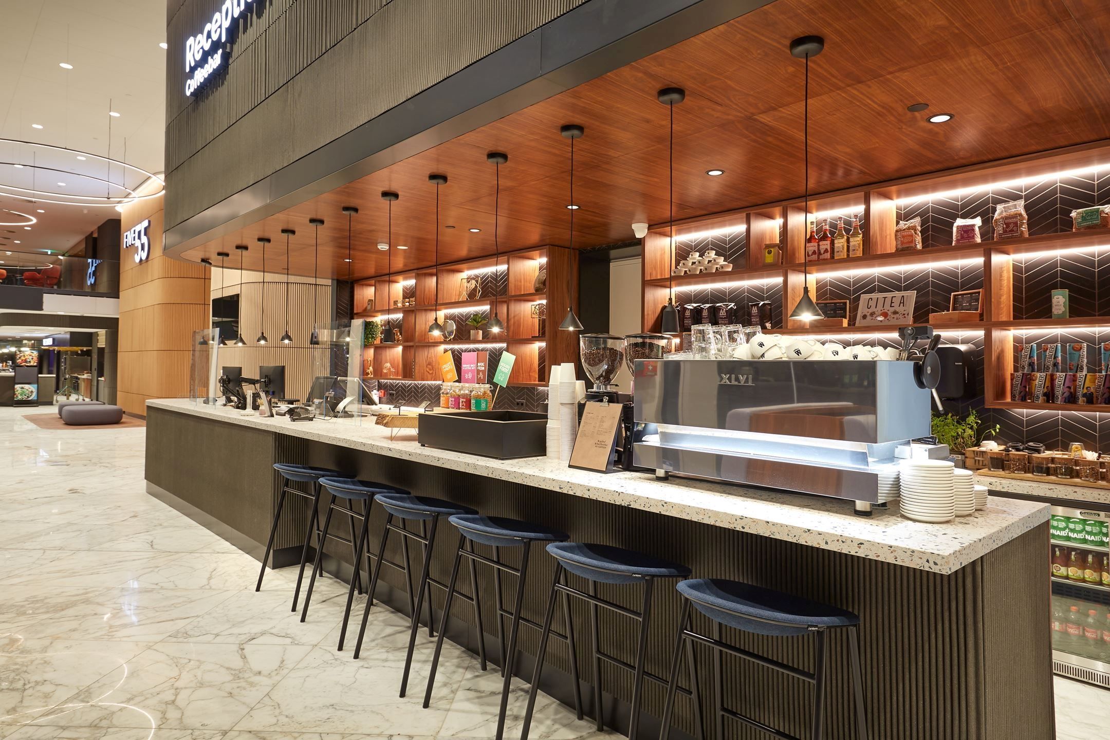 Kantoor Rotterdam | Zoek kantoren te huur: Blaak 555 3011 GB Rotterdam ...