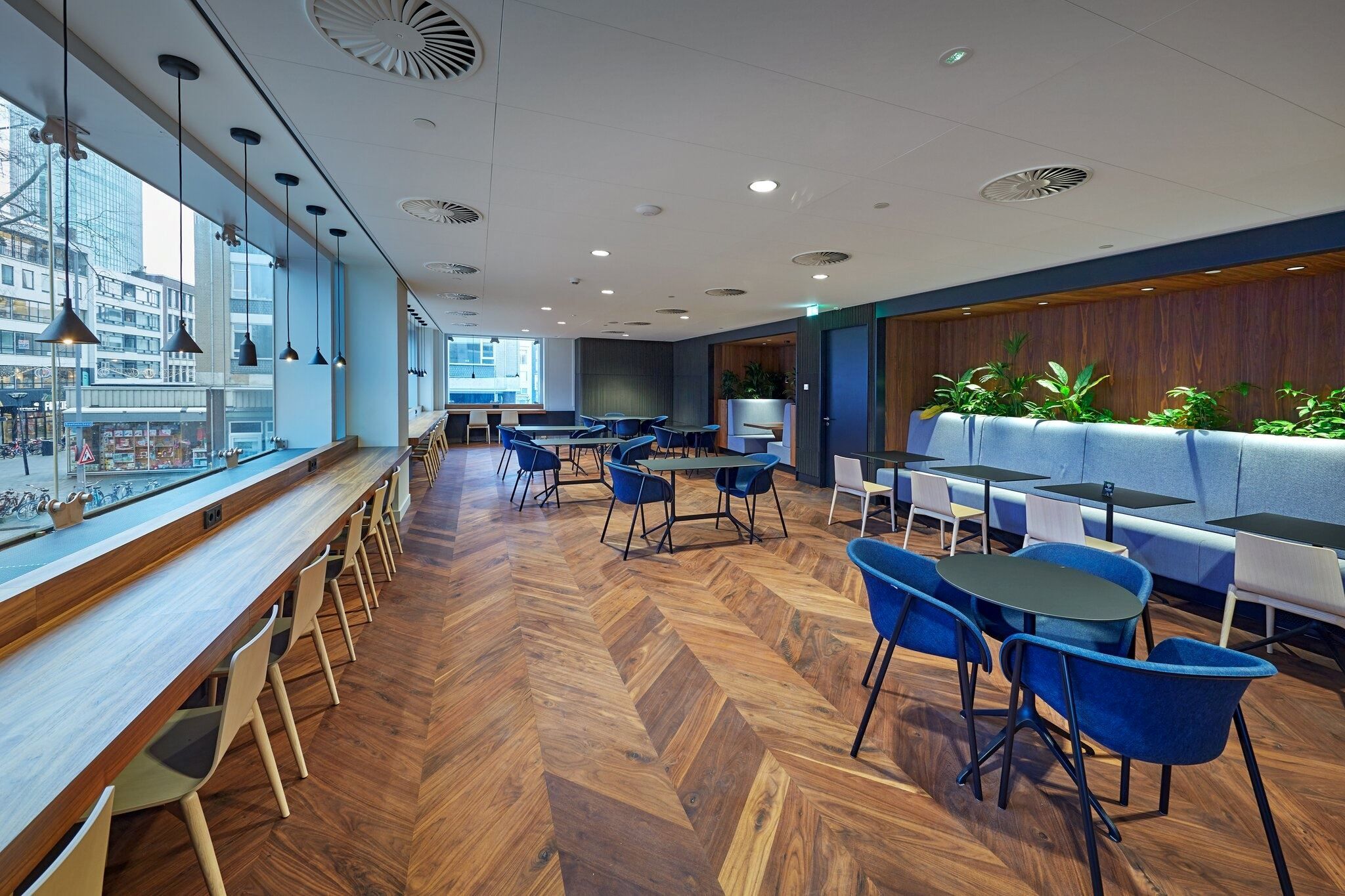 Kantoor Rotterdam | Zoek kantoren te huur: Blaak 555 3011 GB Rotterdam ...