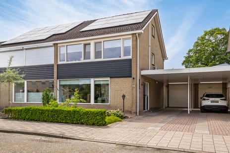 Koopwoningen Borne - Huizen te koop in Borne [funda]