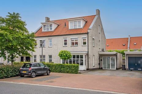 Koopwoningen Borne - Huizen te koop in Borne [funda]