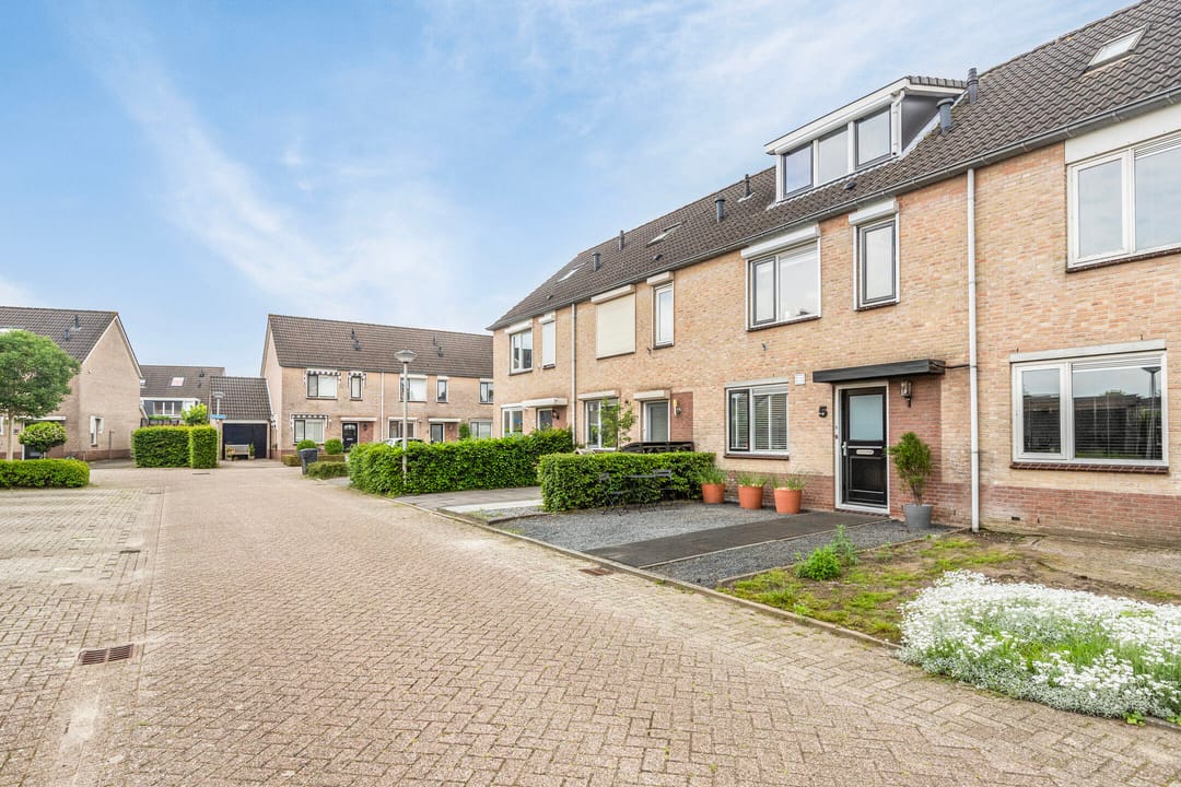 Huis verkocht: Kwikstaart 5 3281 RB Numansdorp [funda]