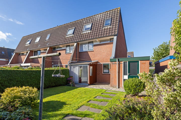 Homes for sale IJlst - Houses for sale in IJlst [funda]