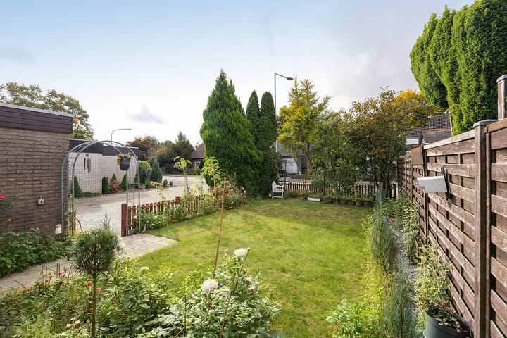 House sold: Carl-Orff-Straße 1 48527 Nordhorn, Germany [funda]