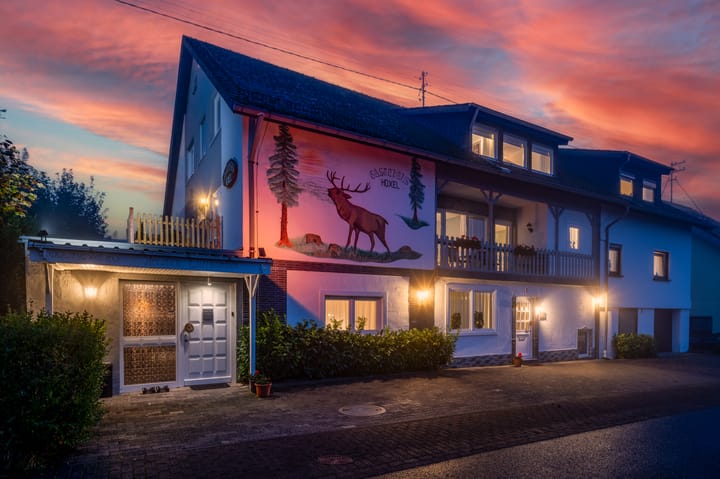 House for sale: Kreuzweg 24 54497 Morbach-Hoxel, Germany [funda]