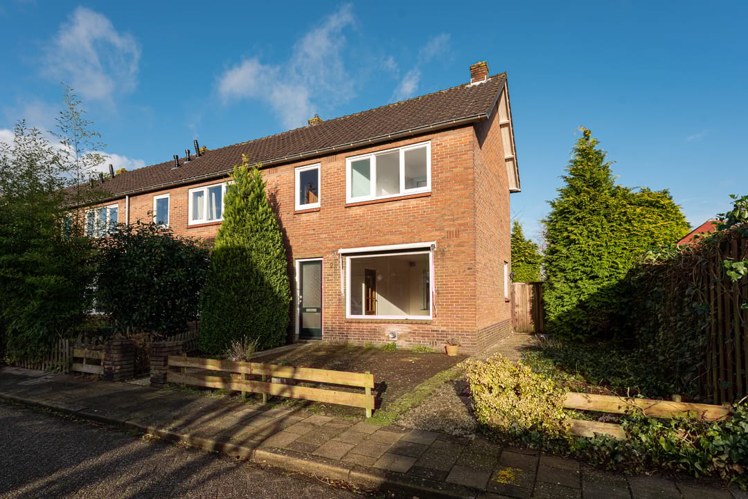 House sold: Cort van der Lindenlaan 2 3741 TT Baarn [funda]