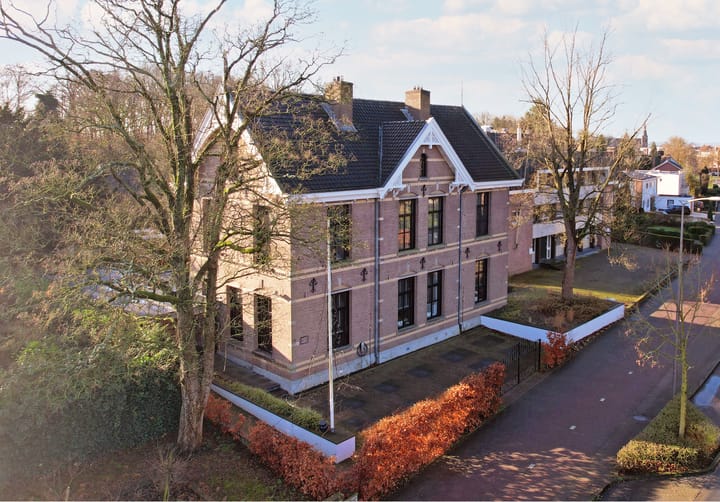 Koopwoningen - huizen te koop in [Funda]