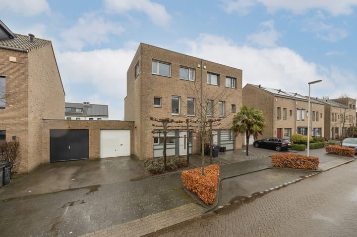 Koopwoningen - huizen te koop in [funda]