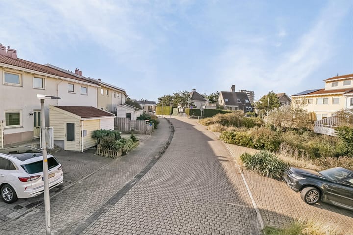 House for sale: Jan Dirk z'n Dal 14 1931 DM Egmond aan Zee [Funda]