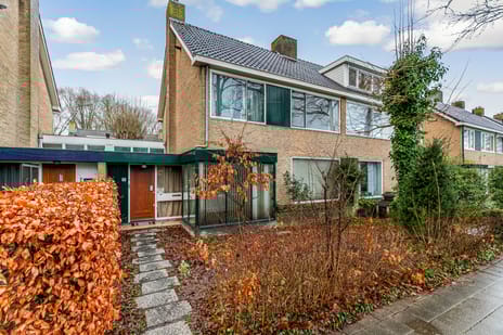 Koopwoningen - huizen te koop in [Funda]