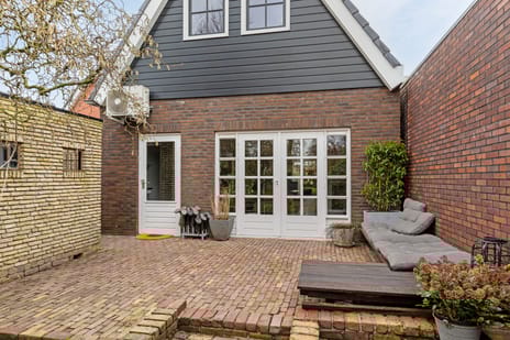 Koopwoningen - huizen te koop in [Funda]