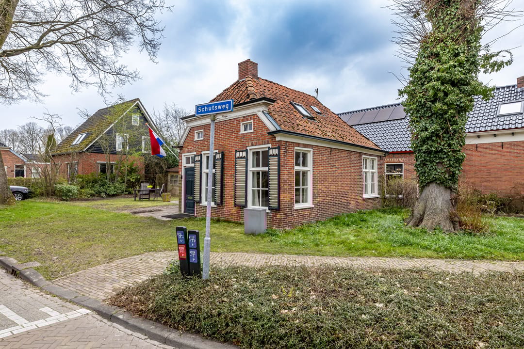 Huis verkocht: Schutsweg 1 9471 ER Zuidlaren | Funda
