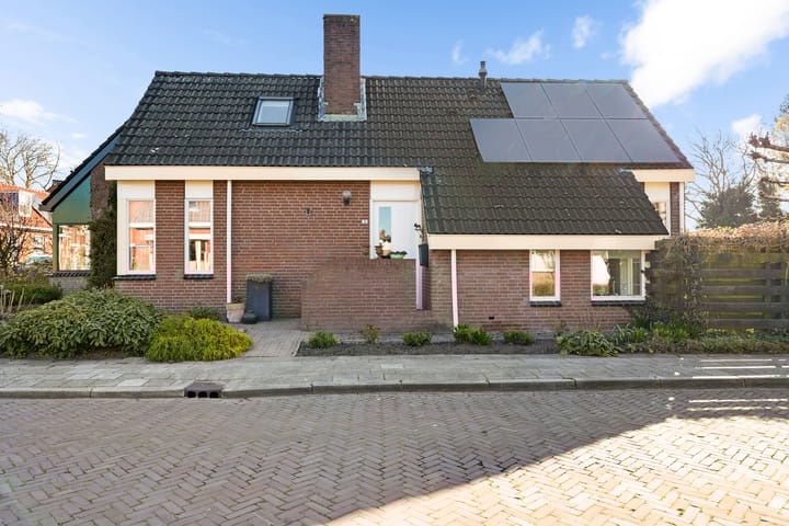 Koopwoningen - huizen te koop in [Funda]