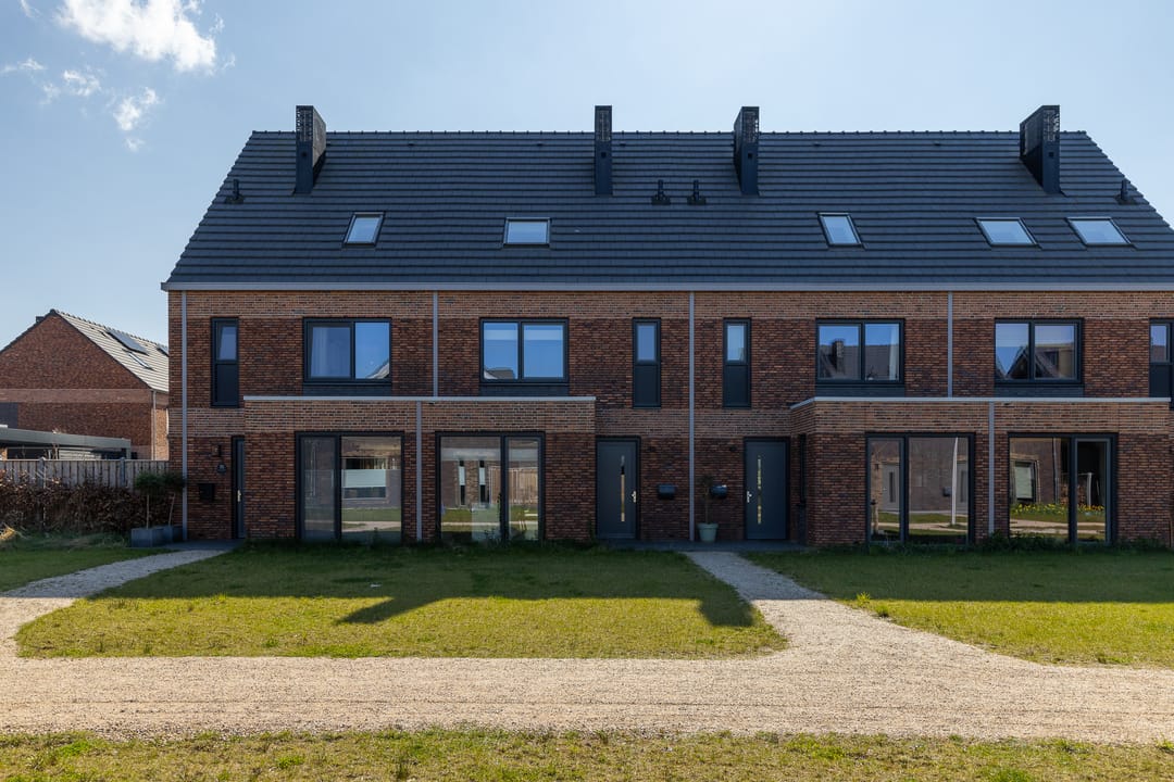 House for sale: Detmersweg 28 7211 CT Eefde [Funda]