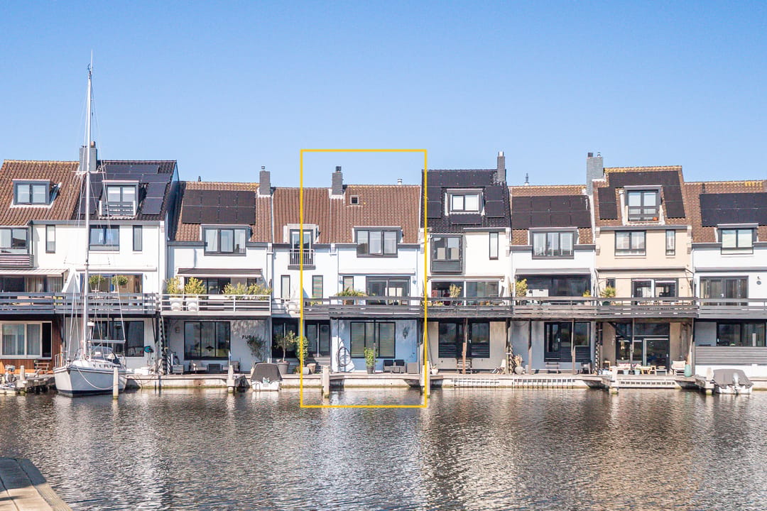 House for sale: Pluto 16 1785 AN Den Helder [Funda]