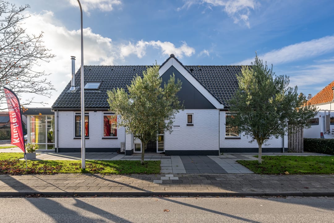 Huis te koop: Dorpsweg 19 3245 VA Sommelsdijk [Funda]