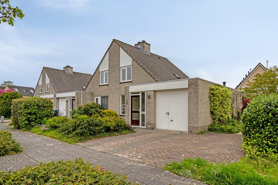 Huis verkocht: Papenven 31 9302 ED Roden | Funda