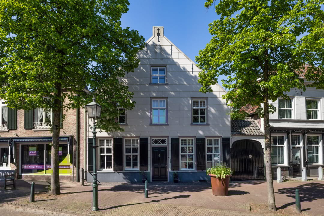 Koopwoningen - huizen te koop in [Funda]