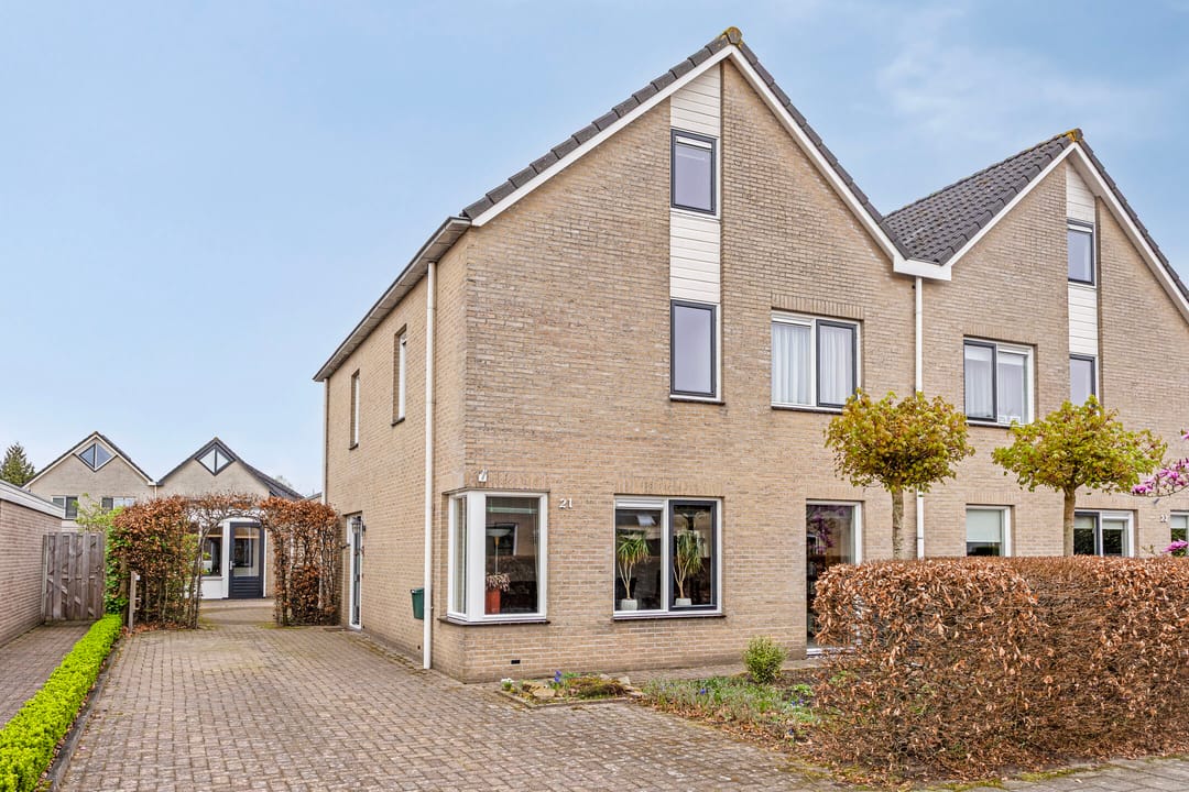House for sale: Het eemter 21 8332 JJ Steenwijk [Funda]
