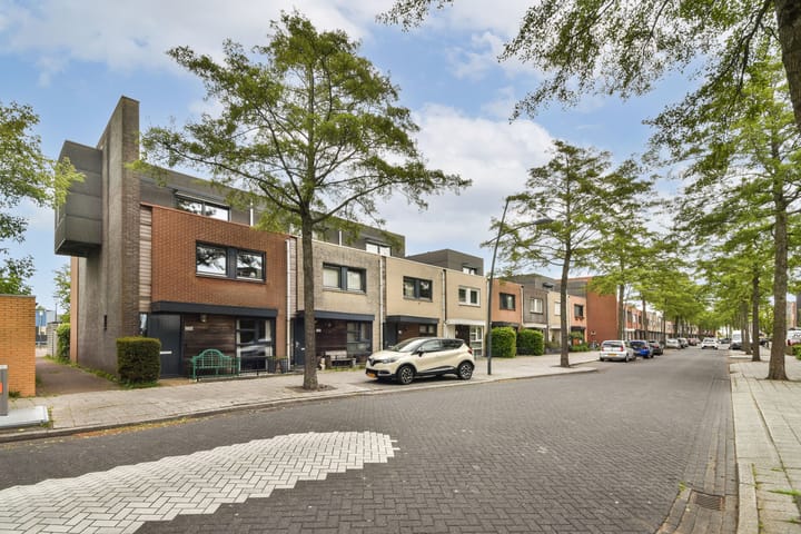 Koopwoningen - huizen te koop in [Funda]