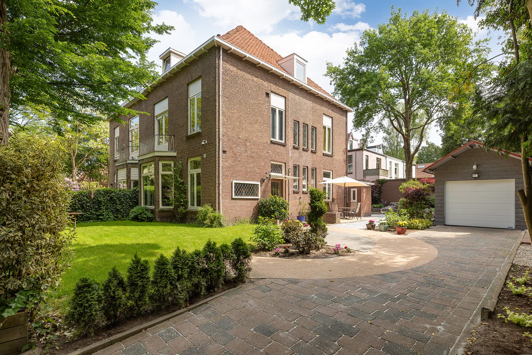 Koopwoningen - huizen te koop in [Funda]