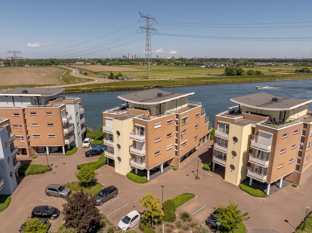 Koopwoningen - appartementen te koop in [Funda]