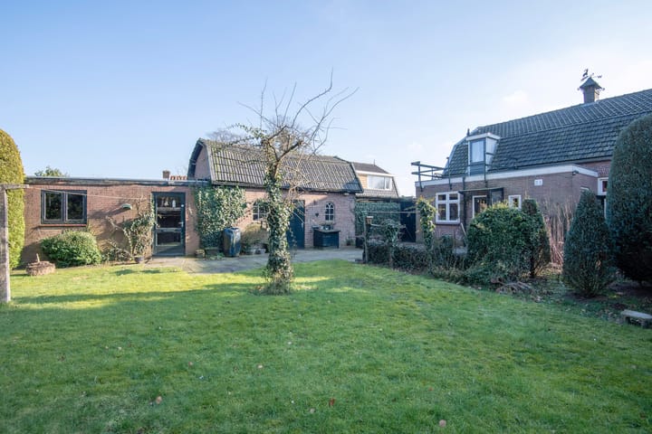 Huis te koop: Postweg 5 3881 EA Putten | Funda