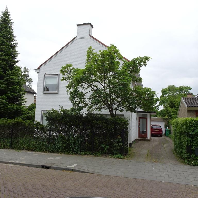 Huis verhuurd: Ursulaland 3 2591 GS Den Haag | Funda