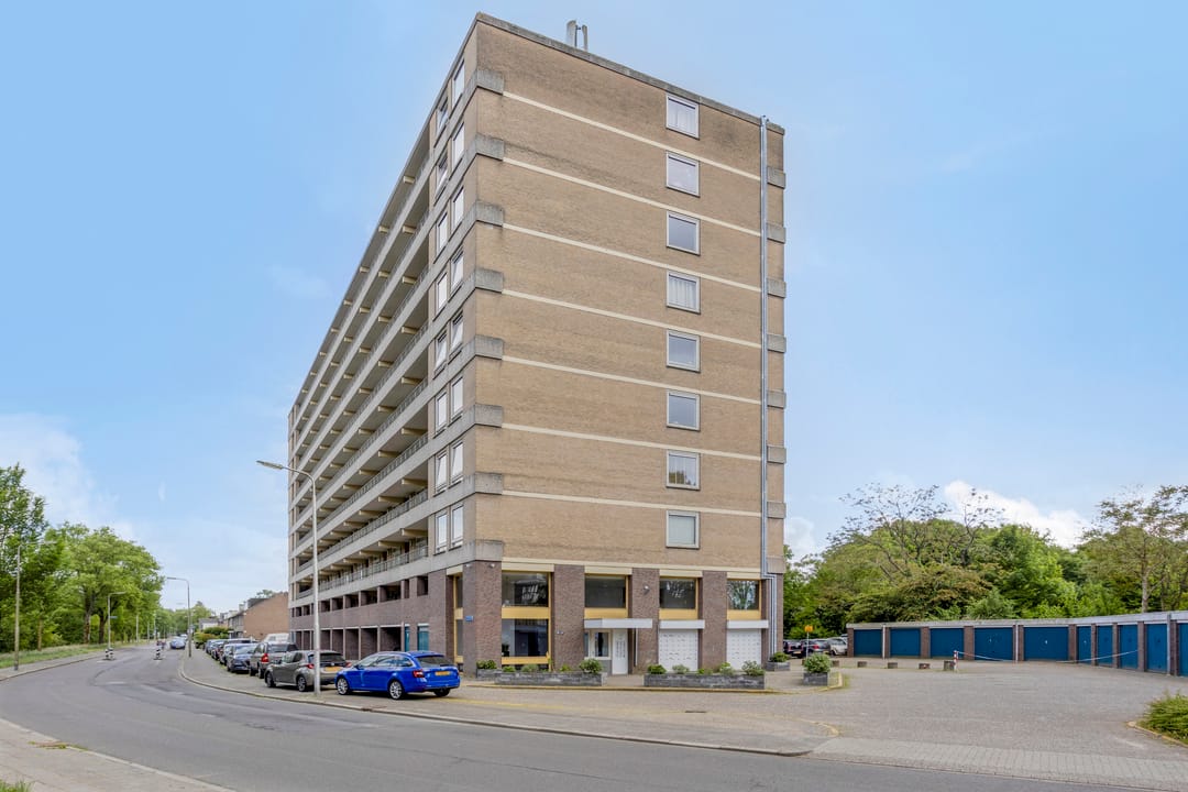 Koopwoningen - appartementen te koop in [Funda]