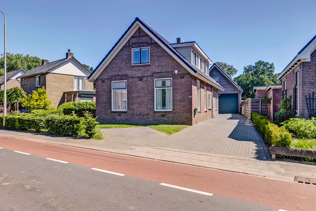 Koopwoningen - huizen te koop in [Funda]