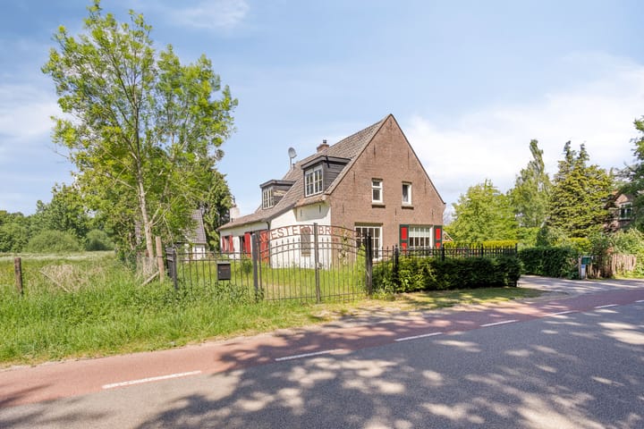 Koopwoningen - huizen te koop in [Funda]
