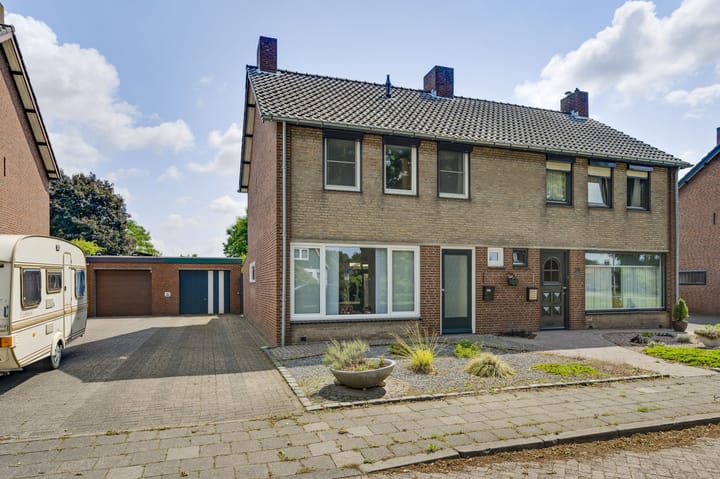Koopwoningen - huizen te koop in [Funda]