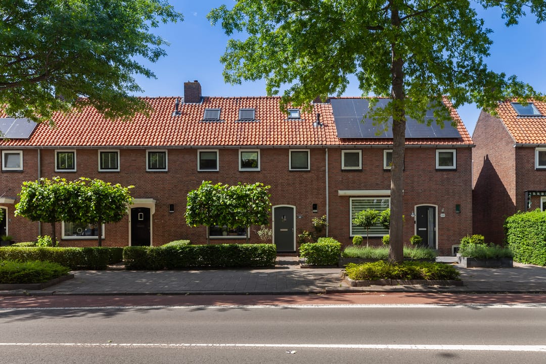 Koopwoningen - huizen te koop in [Funda]
