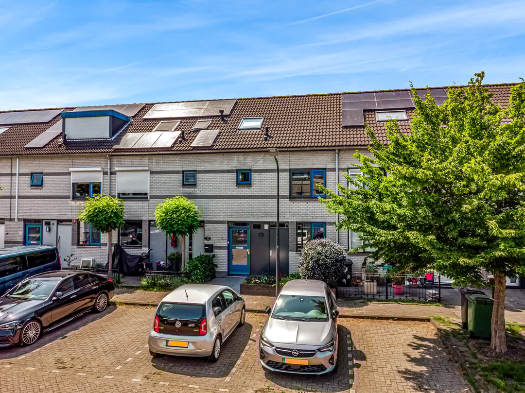 Koopwoningen - huizen te koop in [Funda]