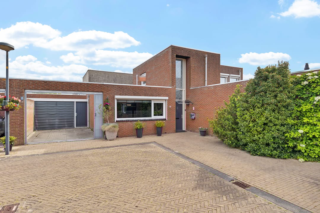 Huis te koop: Eendragt 10 8242 JL Lelystad | Funda