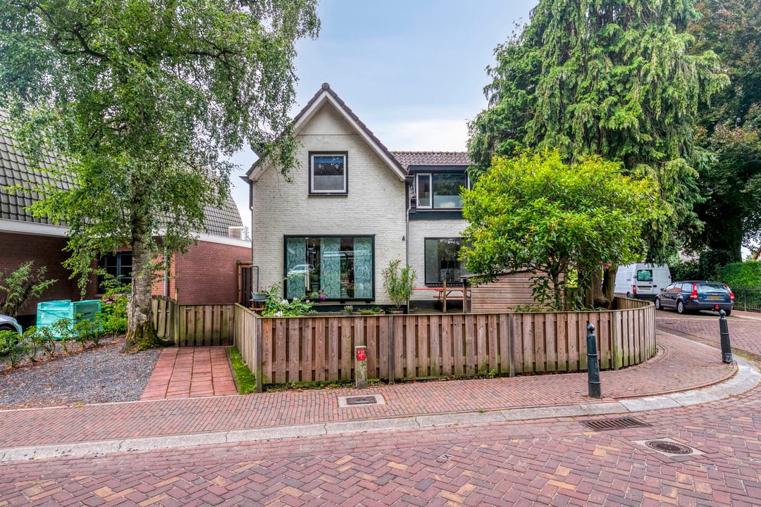 Huis te koop: Spoorstraat 13 6741 DE Lunteren | Funda