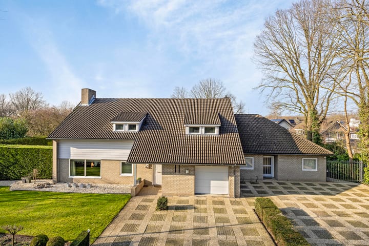 Huis te koop: Zandbergen 16 5242 JC Rosmalen | Funda