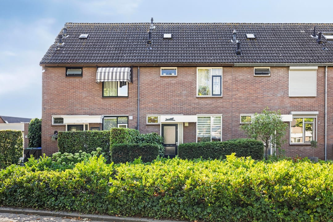 Huis te koop: Schoolstraat 44 3258 AX Den Bommel | Funda