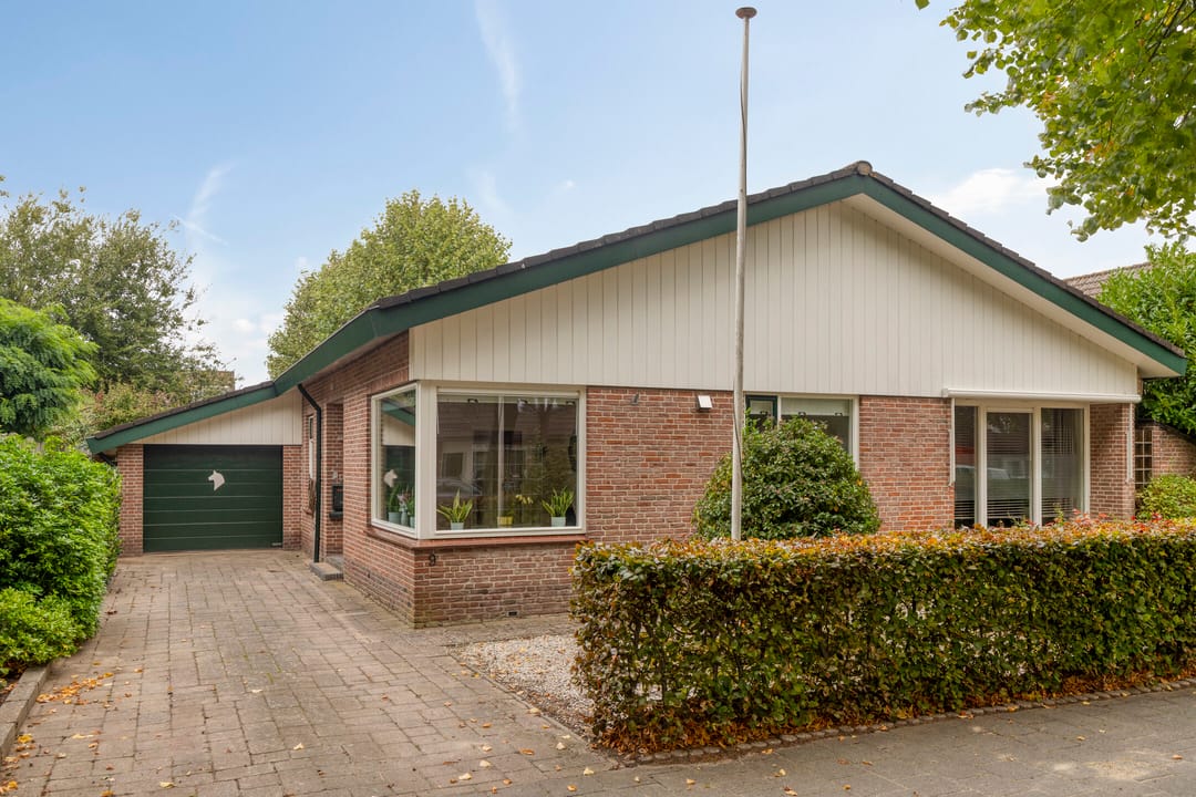 Huis verkocht: Weth. Van der Veldenweg 9 3281 AN Numansdorp | Funda