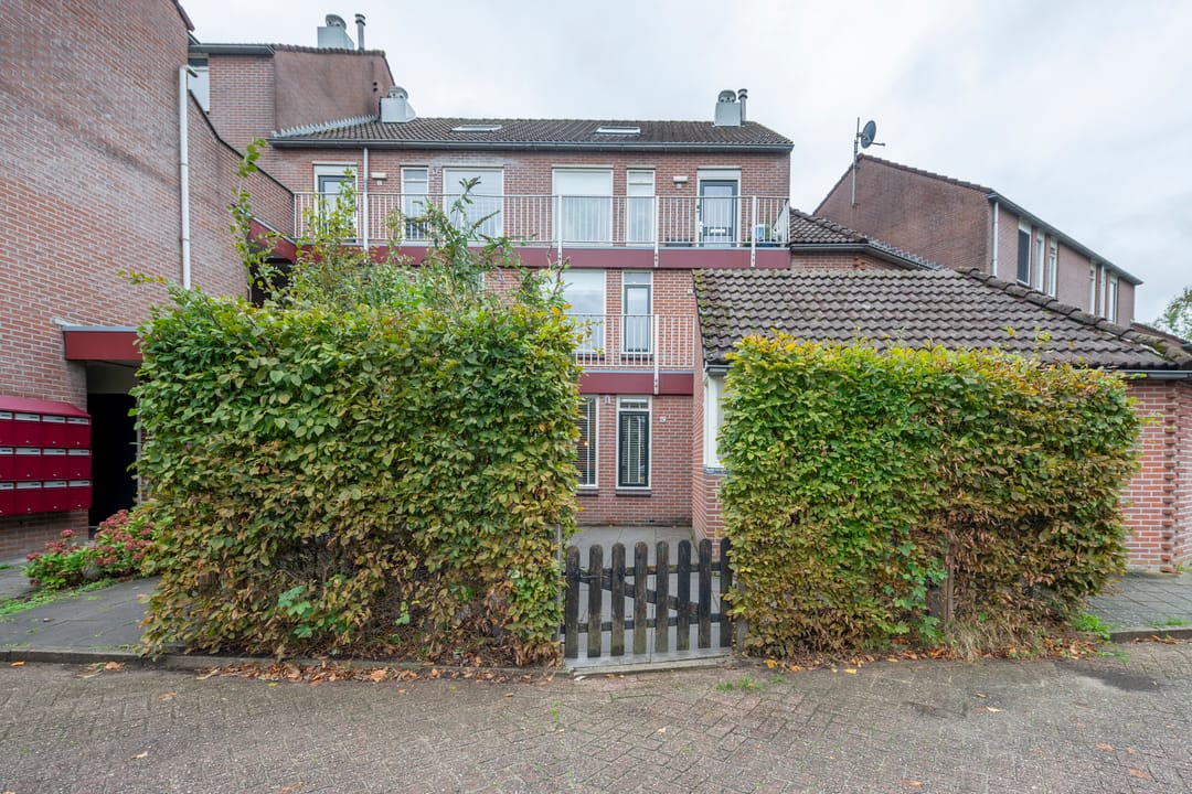 Appartement te koop: de Aak 42 3742 GV Baarn | Funda
