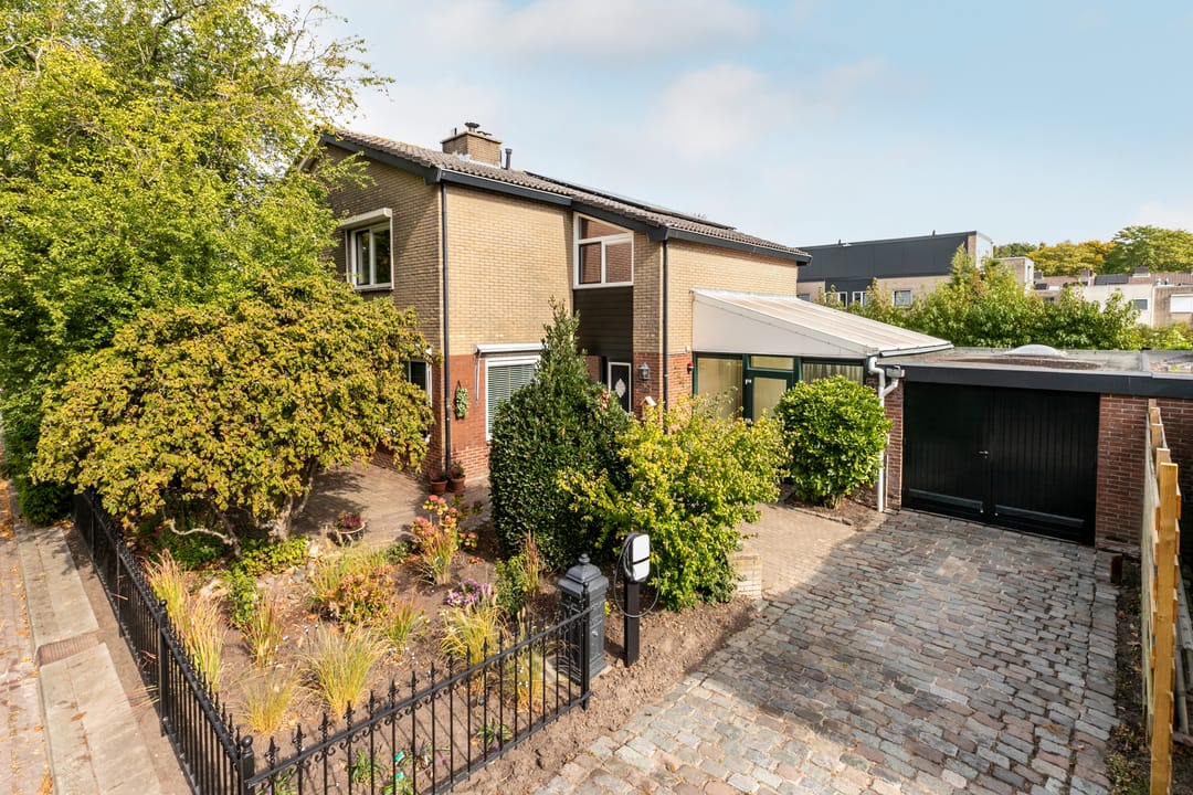 Huis verkocht: Omloop 26 3291 TJ Strijen | Funda