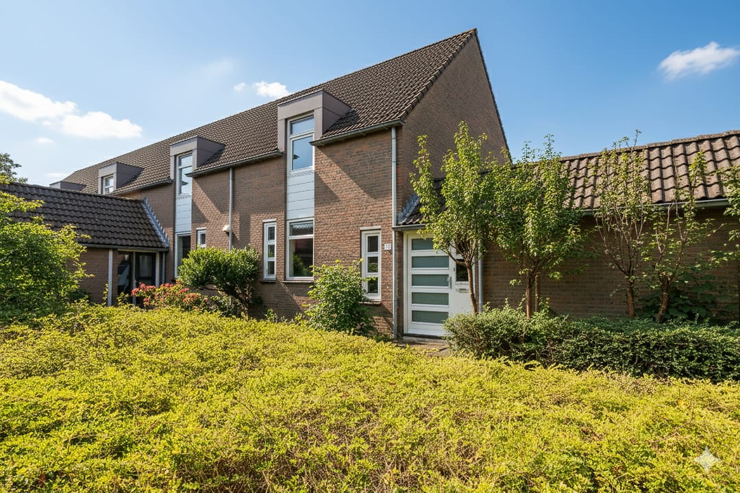 Huis verkocht: Brandnetel 73 1689 SE Zwaag | Funda