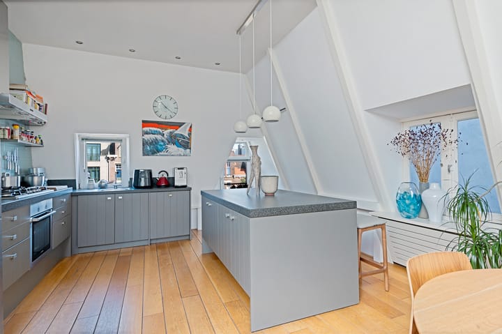 Appartement te koop: Overtoom 51-2 1054 HB Amsterdam | Funda