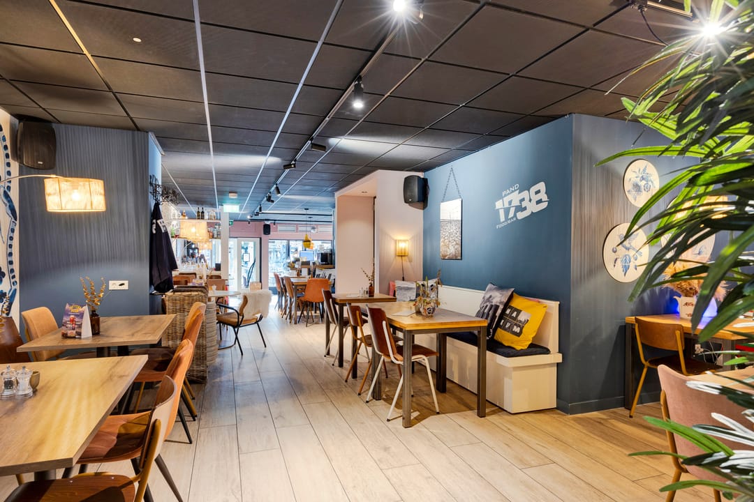 Belegging Makkum | Zoek beleggingen te koop: Plein 2 8754 ER Makkum [funda in business]