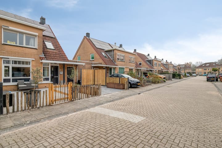 Huis te koop: Stadseiland 37 8243 HW Lelystad | Funda