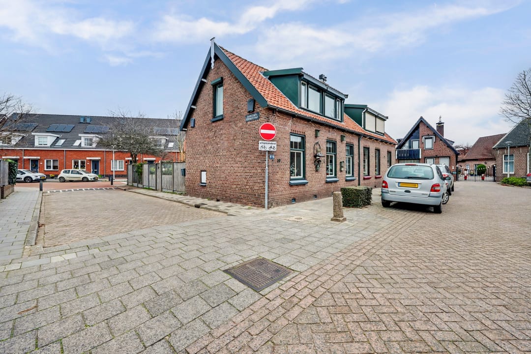 Huis verkocht: Roodenburg Vermaatstraat 37 3295 BN 's-Gravendeel | Funda