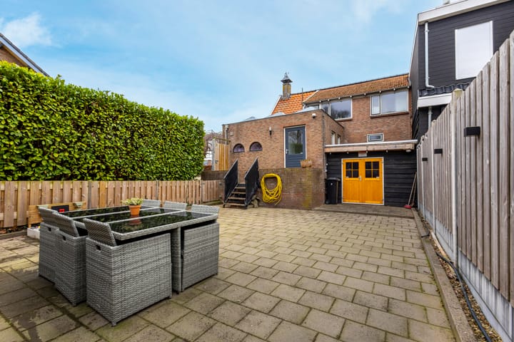 Huis te koop: Rijksweg 48 4255 GM Nieuwendijk | Funda