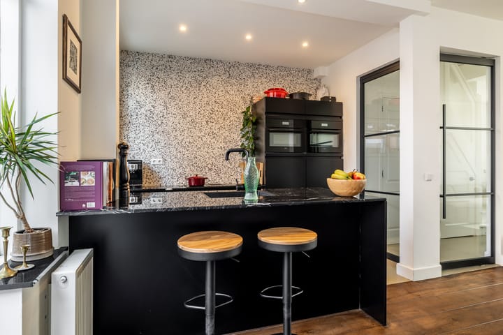 House sold: Generaal van der Plaatstraat 6 4811 RG Breda | Funda